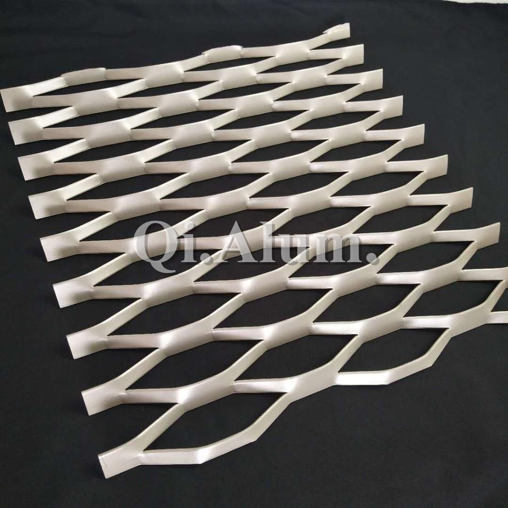 Building external facade PE powder coating aluminum diamond hole mesh