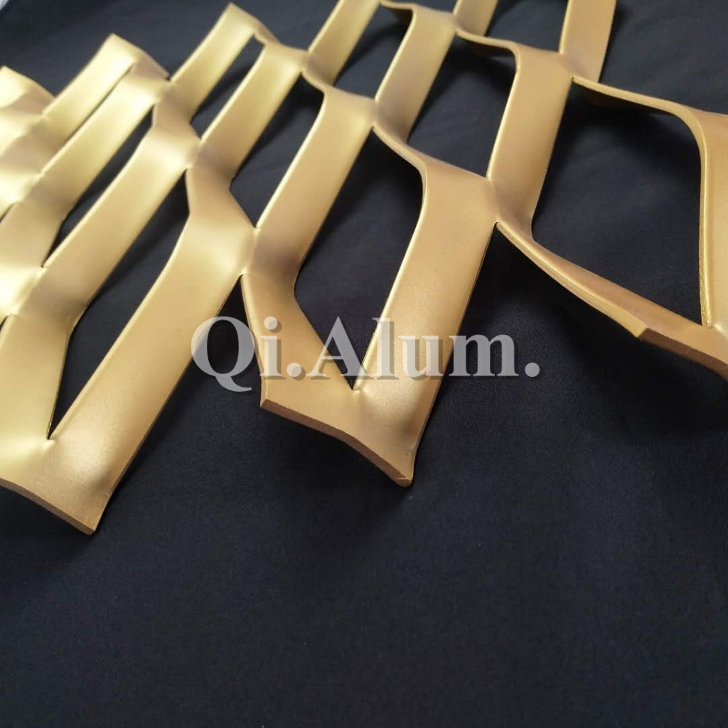 Flat aluminum Expanded Metal Wire Mesh interior ceiling cladding