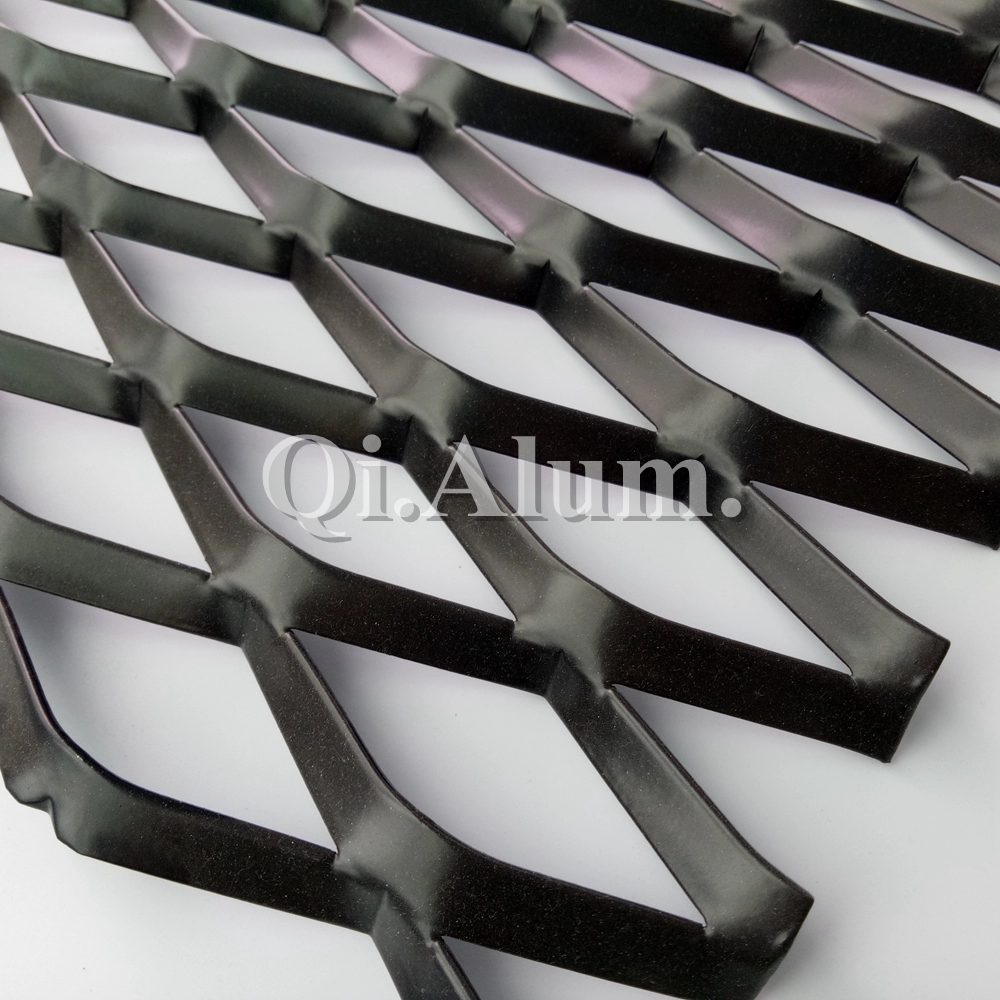Flat aluminum Expanded Metal Wire Mesh interior ceiling cladding