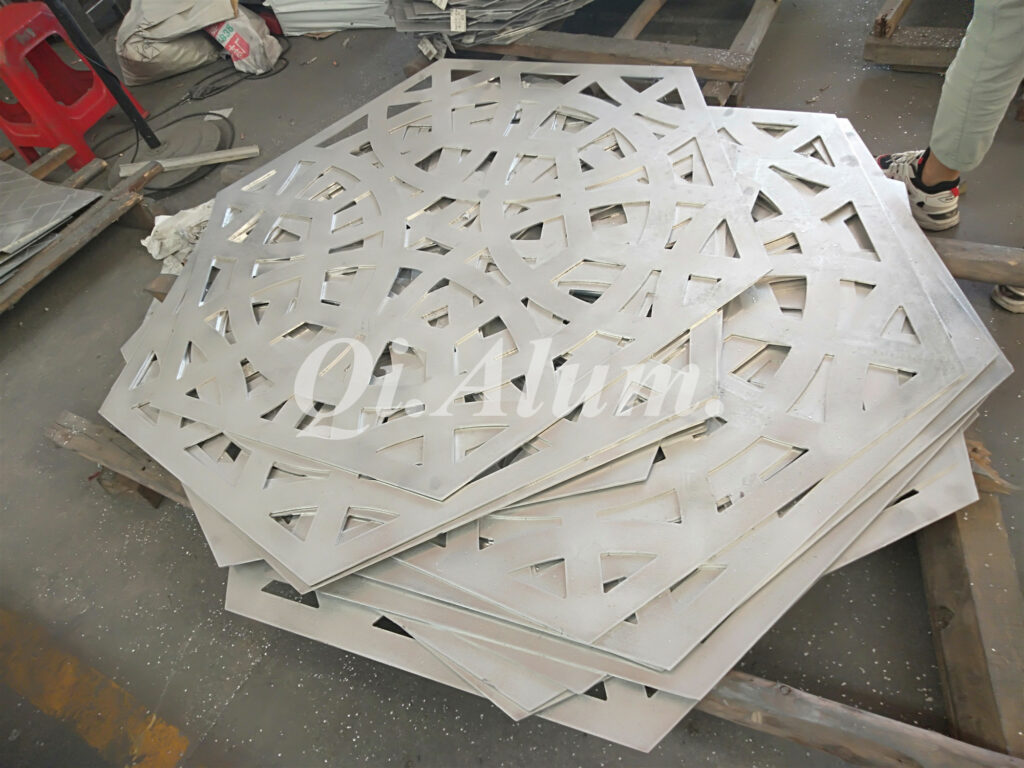 Exterior Decorative CNC Cutting Aluminum Custom Pattern Design Curtain ...