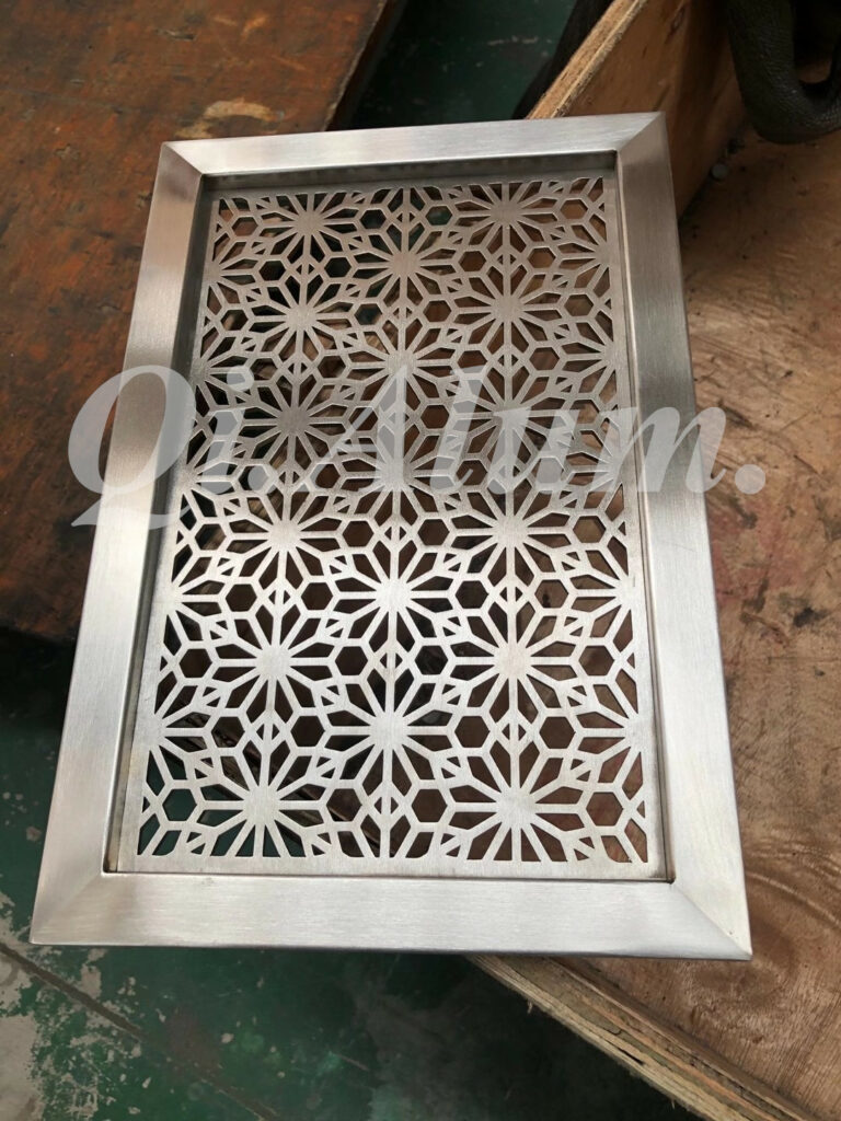 Interior Metal Aluminum CNC cut Panel perforated division decoration