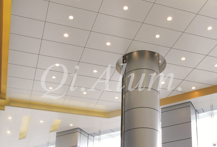 New Design Perforated Wave curved aluminum Panel Cladding screen